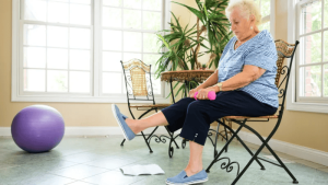 How to Strengthen Weak Legs in the Elderly: Practical Tips