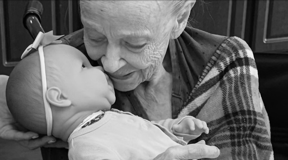 Assisting Hands Chicago Partners with The Grand Baby Project
